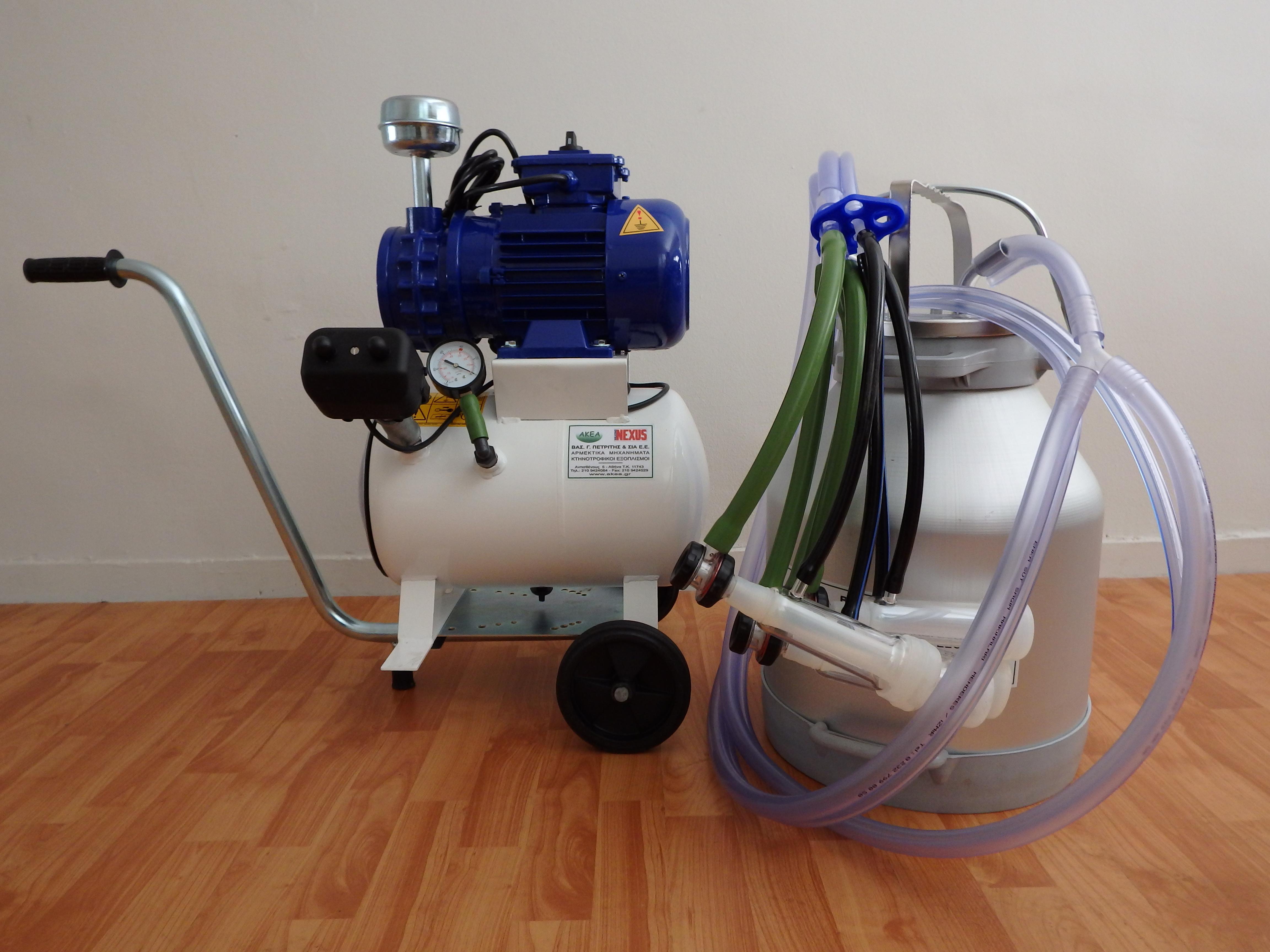 Φορητό αρμεκτήριο 2 αιγοπροβάτων με ηλεκτρονικο παλμοδότη MBD-14 ...